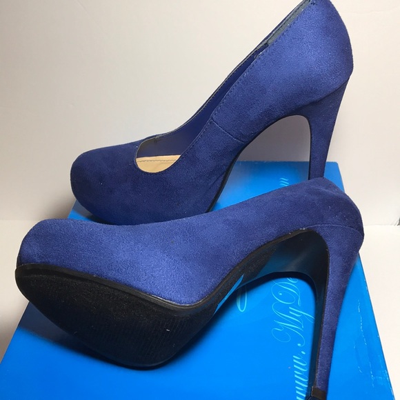 Delicious | Shoes | My Delicious Shoes Twilight Blue Heels Sz 65 Euc ...